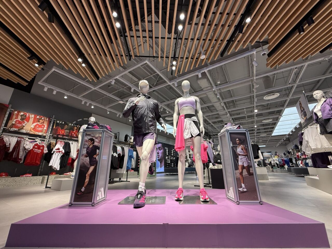 Adidas Knox - Retail Lighting Projects - Novii